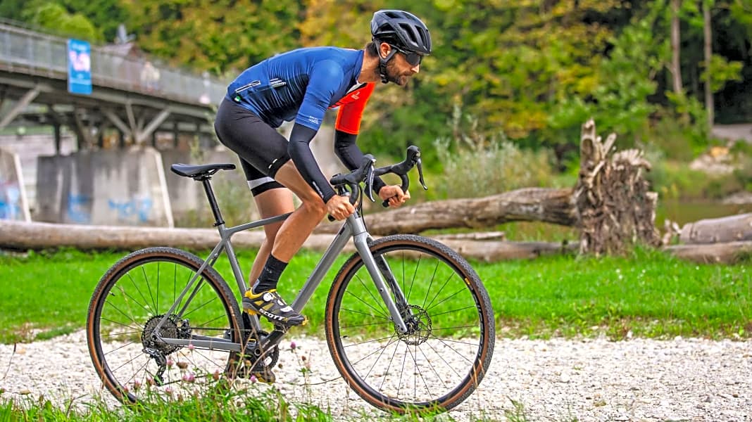 Radon Regard 10.0: Das wandlungsfähige Gravelbike im TOUR-Test | TOUR