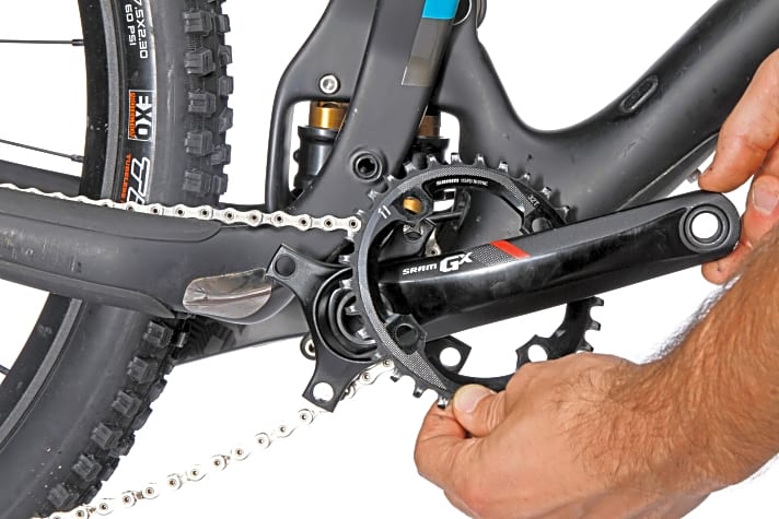 So leicht tauschen sie Srams Direct Mount Kettenblätter | BIKE