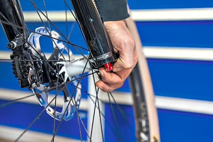 MTB-Fahrwerk einstellen: Perfektes Setup im Video erklärt | BIKE