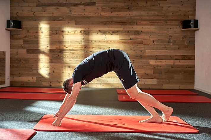 Dehnübungen für Radsportler: Stretching mit Marcus Burghardt | TOUR