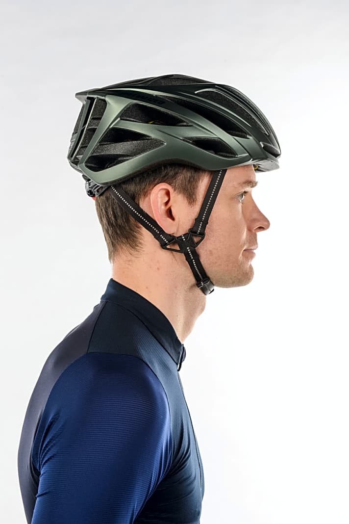 Rennrad-Helme mit MIPS: 13 Helme im Crash-Test | TOUR