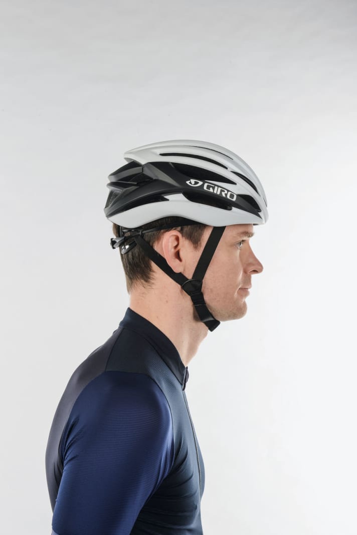Rennrad-Helme mit MIPS: 13 Helme im Crash-Test | TOUR