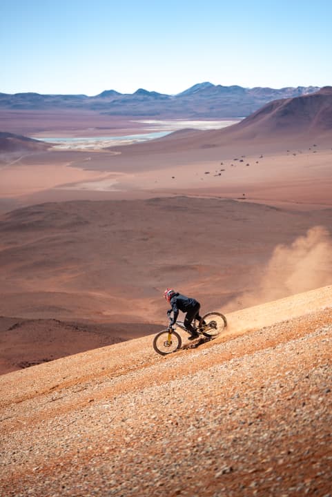 Interview Elias Schwärzler: Bike-Influencer auf großer Reise in “Bike ...