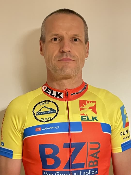 8-fach Everesting: Weltrekordler Karl Pötzl im Interview | TOUR